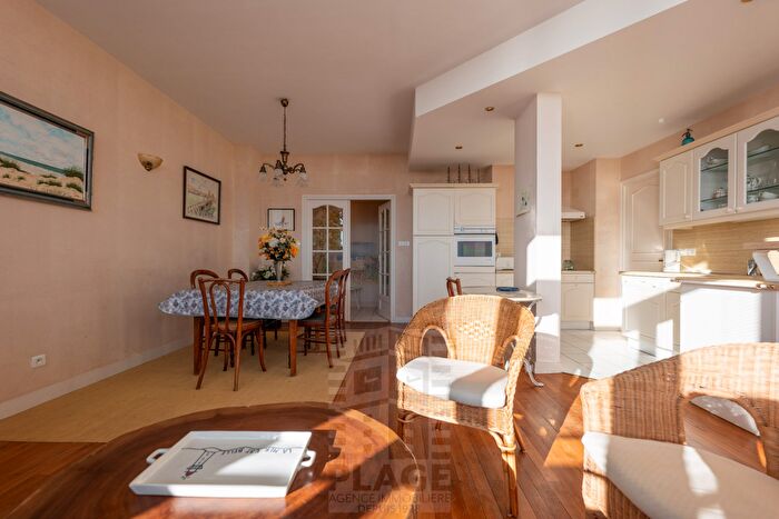 Appartement à vendre - Les Sables-dOlonne, Passage, Remblai, Ile Penotte, Notre-Dame - 4 pièces - 3 chambres