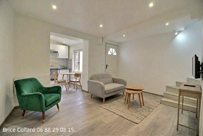 Nogent-sur-Oise, Mairie, République : Maison 3 pièces à vendre
