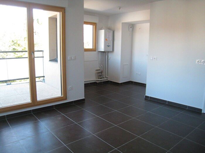 Appartement à louer - Zone Pavillonnaire, Chaponost - 2 pièces - 1 chambre