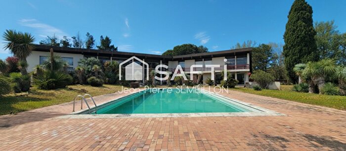 Maison à vendre - Agen - 7 pièces - 5 chambres