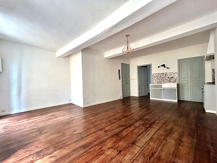 Appartement à louer - Ajaccio, Citadelle - 2 pièces - 1 chambre