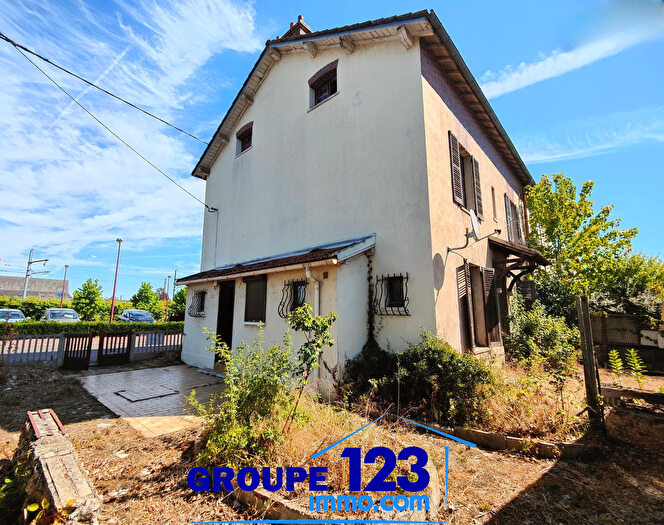 Maison 7 pièces à Migennes, à vendre