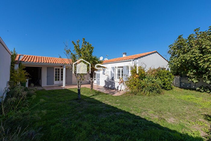 Maison à vendre - Le Château-dOléron - 4 pièces - 3 chambres