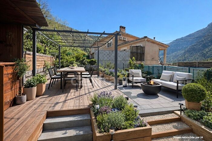 Clans : Maison 5 pièces à vendre