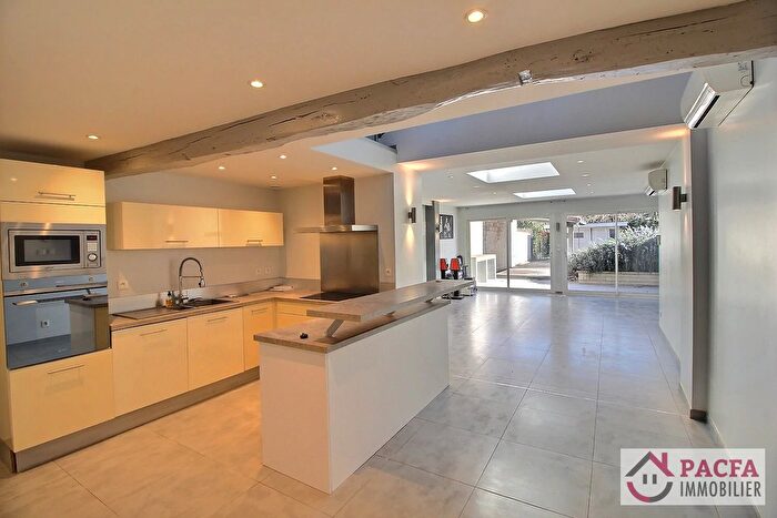 Maison à vendre - Castres, Faubourg Nord - 4 pièces - 3 chambres