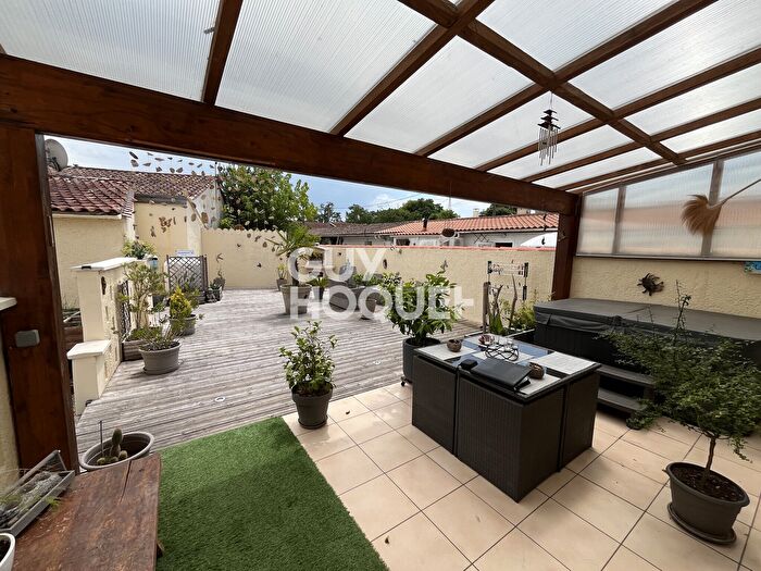 Maison à vendre - Vendays-Montalivet - 8 pièces - 3 chambres