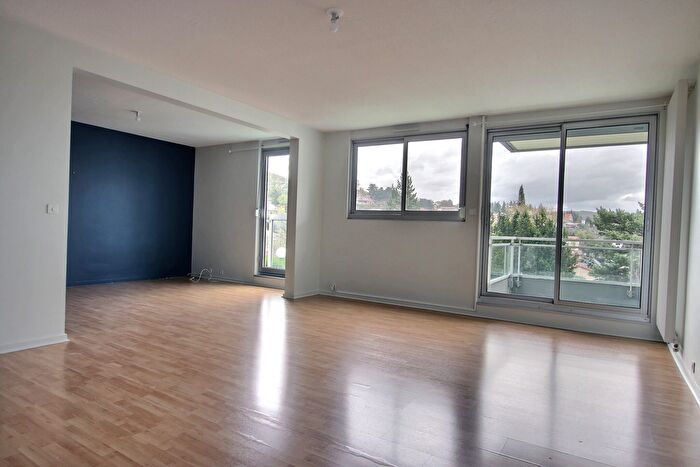 Chamalières, Royat : Appartement 5 pièces à louer