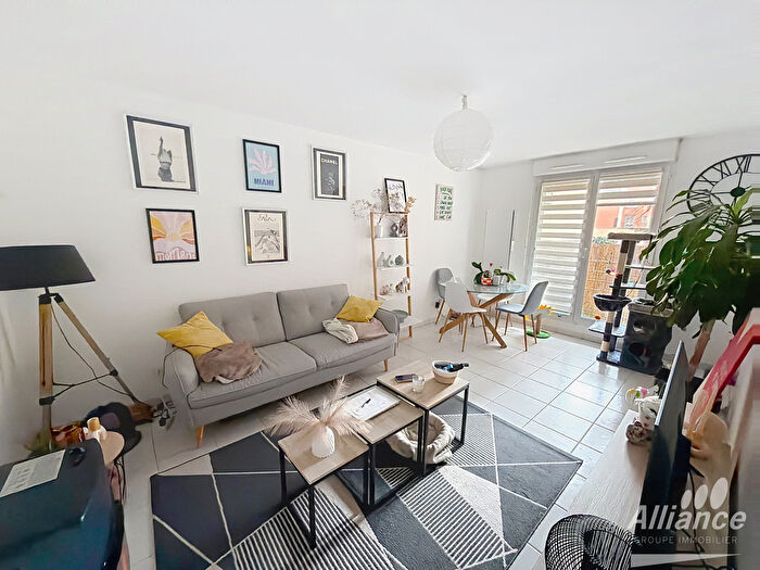 Appartement à louer - Belfort, Centre-ville, Fb de Montbéliard - 2 pièces - 1 chambre