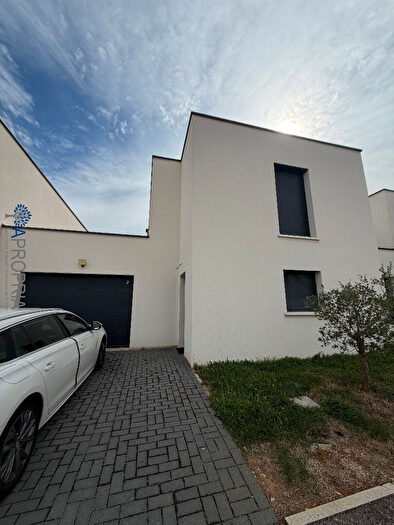 Maison 4 pièces à Fleurey-sur-Ouche, à louer