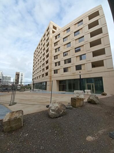 Appartement 3 pièces à Bordeaux, Gare Saint-Jean, à louer
