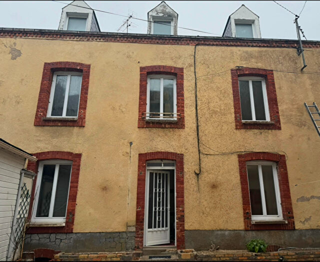 Maison à vendre - Laval, Les Pommeraies - 5 pièces - 3 chambres