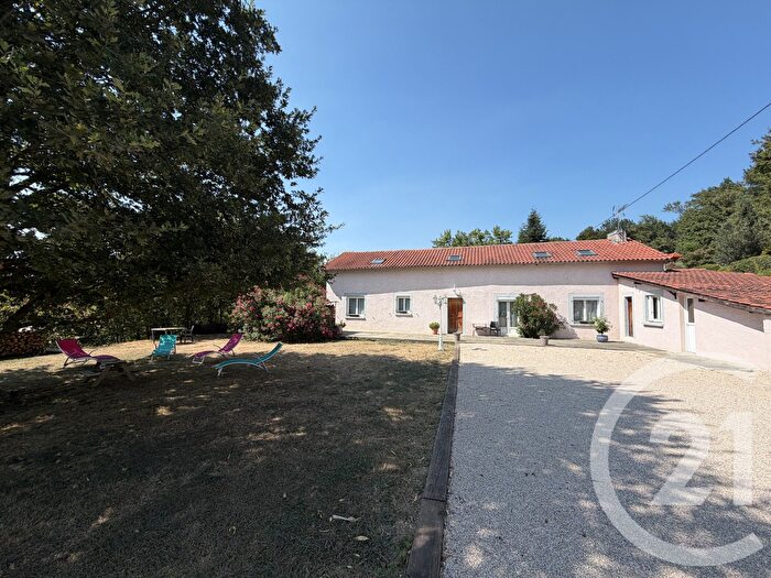 Maison 7 pièces à Peyraube, à vendre