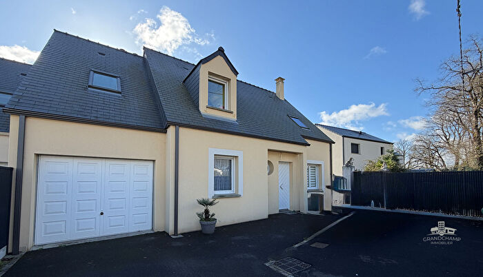 Maison à vendre - Grandchamp-des-Fontaines, Grandchamps-des-Fontaines - 7 pièces - 5 chambres