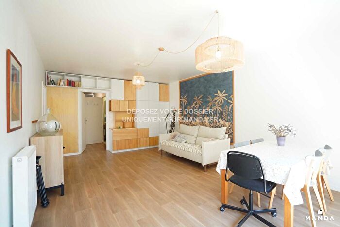 Noisy-le-Sec, Petit Noisy : Appartement 4 pièces à louer