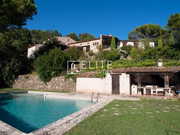 Mouans-Sartoux : Maison 9 pièces à vendre
