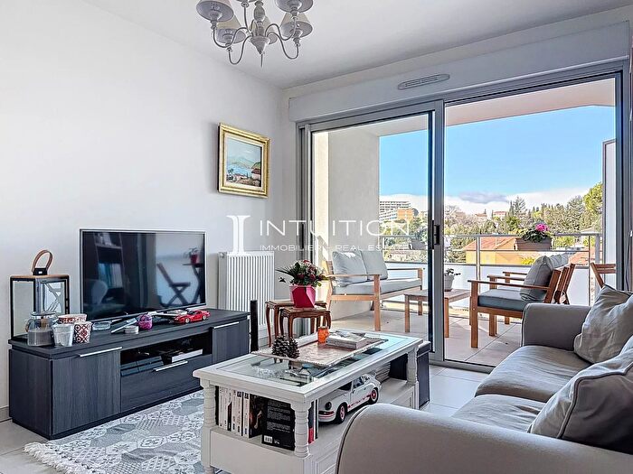 Appartement à vendre - Le Cannet, Moulières, Notre-Dame des Anges - 3 pièces - 2 chambres