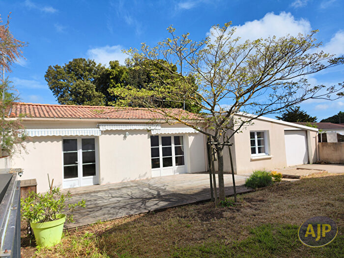 Maison à vendre - LAiguillon-sur-Mer - 3 pièces - 2 chambres