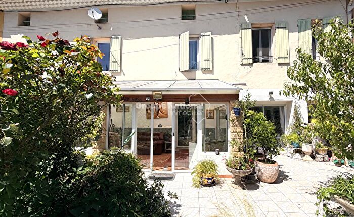 Courthézon : Maison 8 pièces à vendre