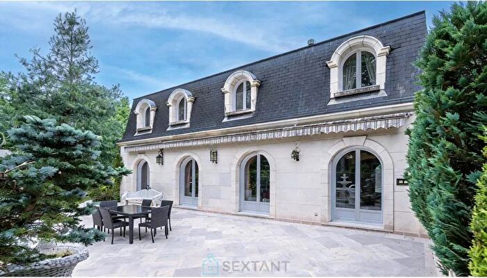 Maison à vendre - Saint-Fargeau-Ponthierry - 7 pièces - 4 chambres