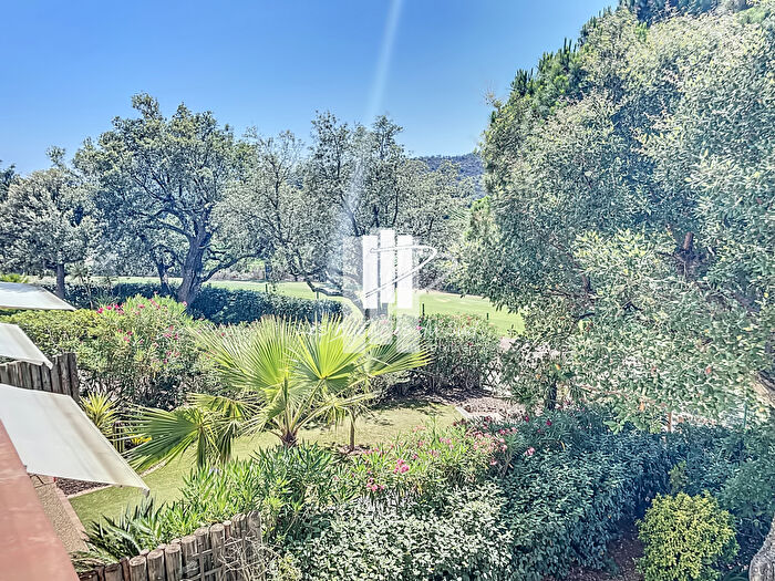 Appartement à vendre - Roquebrune-sur-Argens, Village - 2 pièces - 1 chambre