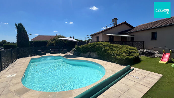 Maison à vendre - Boisset-lès-Montrond - 5 pièces - 4 chambres