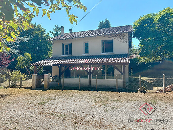 Maison à vendre - Milhac-dAuberoche - 5 pièces - 3 chambres