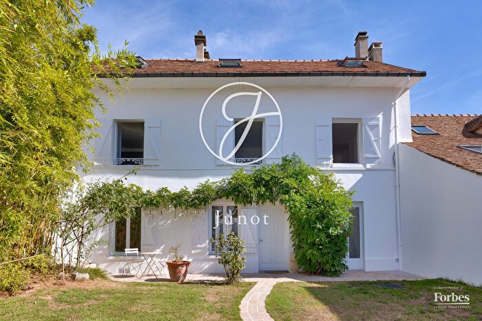 Maison 10 pièces à Croissy-sur-Seine, à vendre