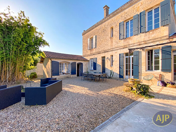 Maison 7 pièces à vendre - Moulis-en-Médoc