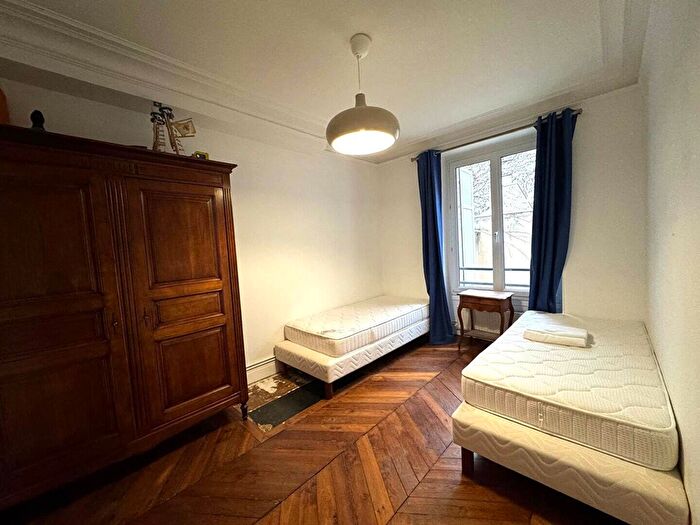 Appartement à louer - Porte Dauphine, Paris ème - 2 pièces - 1 chambre