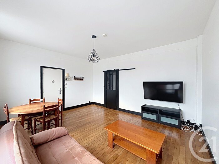 Appartement à louer - Orléans, La Madeleine, Saint-Laurent - 2 pièces - 1 chambre