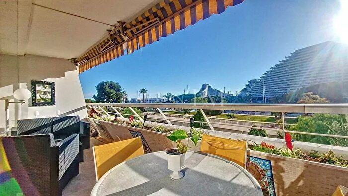 Appartement à vendre - Villeneuve-Loubet, Plage - 2 pièces - 1 chambre