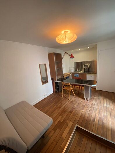 Paris 18ème arrondissement : Appartement 2 pièces à louer