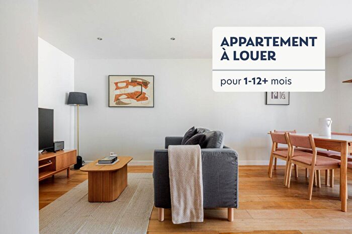 Appartement à louer - Faubourg du Temple-Hôpital Saint Louis, Paris ème arrondissement - 2 pièces - 1 chambre