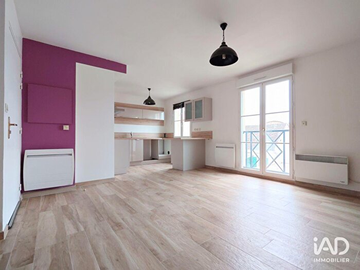 Appartement 2 pièces à vendre à Montereau-Fault-Yonne, Ville basse