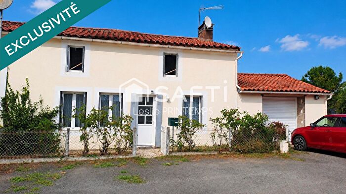 La Chapelle-Thireuil : Maison 6 pièces à vendre