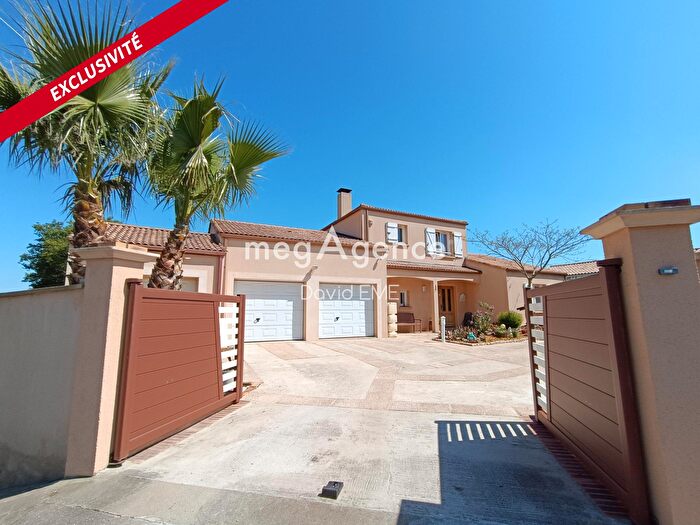 Maison à vendre - Aizenay - 7 pièces - 5 chambres