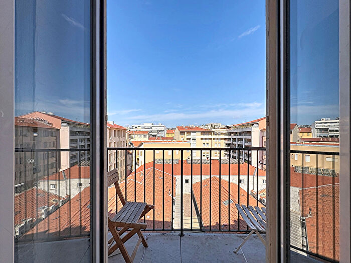 Nice, Garibaldi : Appartement 2 pièces à vendre
