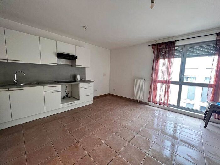 Appartement à louer - Ville Nouvelle-Centre Est, Noisiel - 2 pièces - 1 chambre