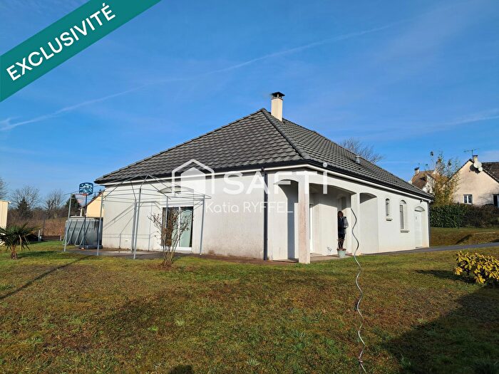 Maison à vendre - Saint-Loup-sur-Semouse - 5 pièces - 3 chambres