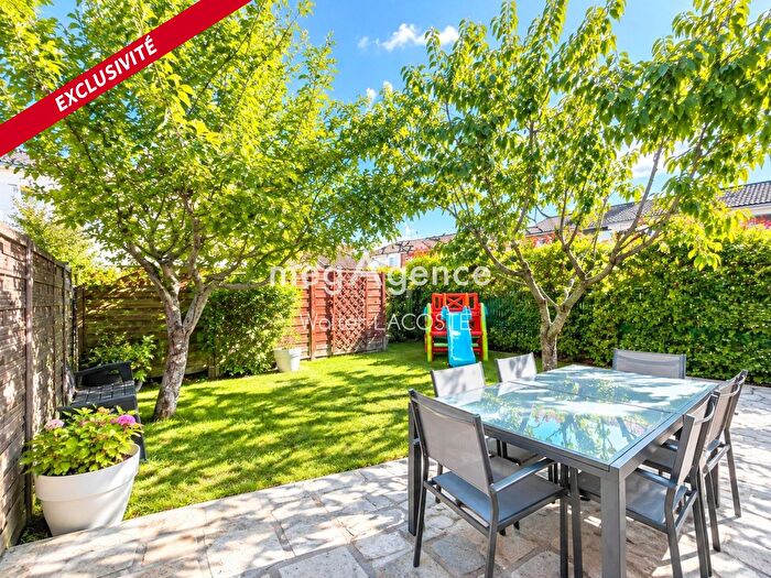 Maison 5 pièces à vendre à Magny-les-Hameaux