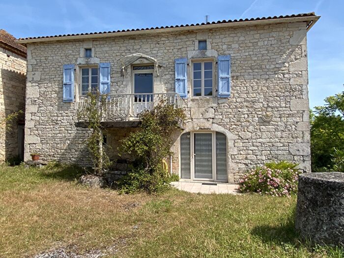 Saint-Matré : Maison 12 pièces à vendre
