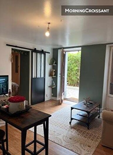 Appartement à louer - Centre Ville Nord Est, Fontainebleau - 1 pièce