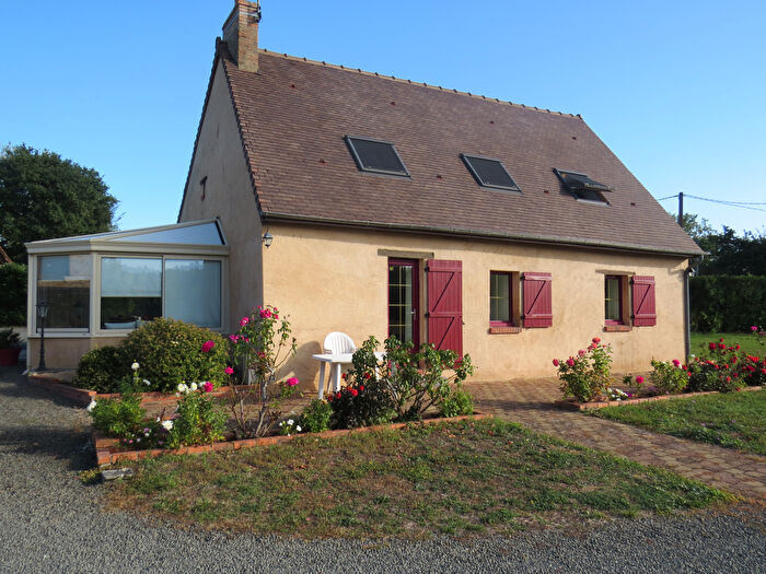 Maison à louer - Parcé-sur-Sarthe - 5 pièces - 3 chambres