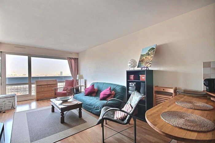 Appartement à louer - Dunois-Bibliothèque-Jeanne-dArc, Paris ème - 1 pièce