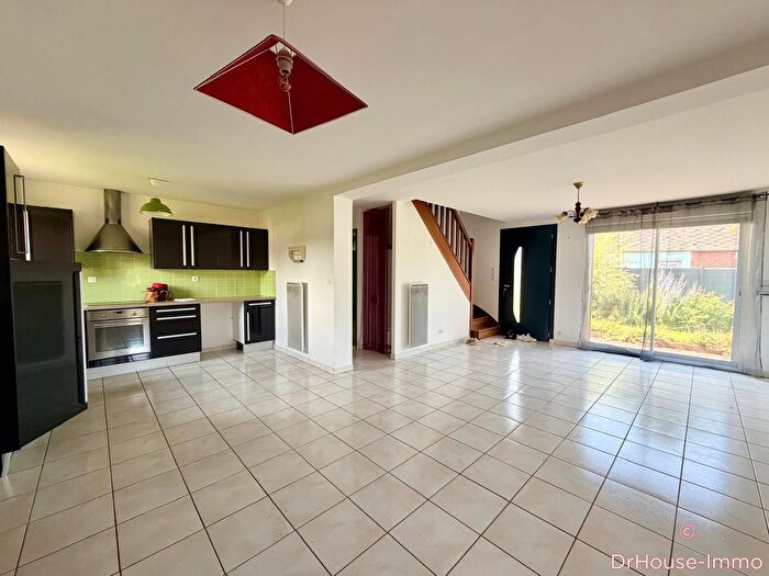 Saint-Nicolas-d'Aliermont : Maison 5 pièces à vendre
