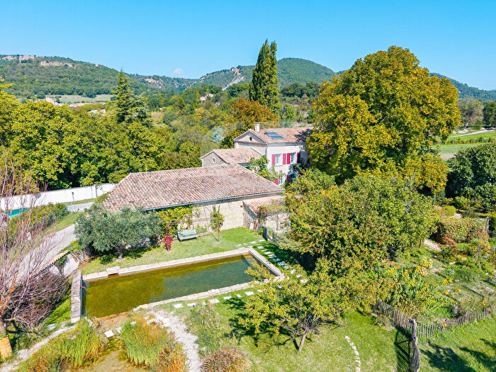 Maison à vendre - Marsanne - 9 pièces - 6 chambres