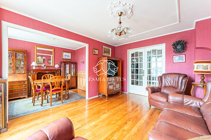 Appartement à vendre - Lyon e , Bachut, Transvaal - 3 pièces - 2 chambres