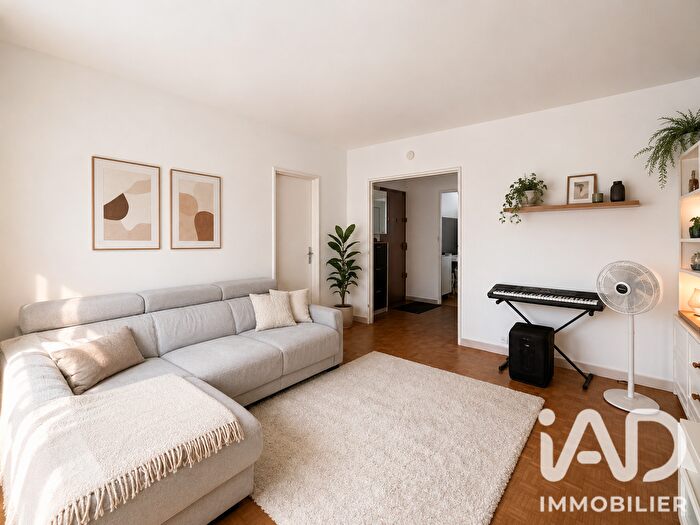Appartement 3 pièces à Livry-Gargan, Zones Commerciales, à vendre
