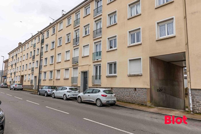 Appartement à vendre - Fougères, Paron, Orières, Ecartelée, Bonabry - 4 pièces - 2 chambres