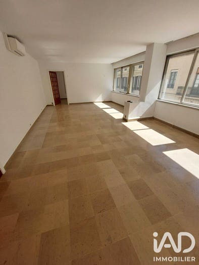 Appartement 3 pièces à Esplanade, Nîmes, à louer